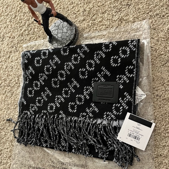 Coach | Other | Coach Signature Scarf Nwt | Poshmark